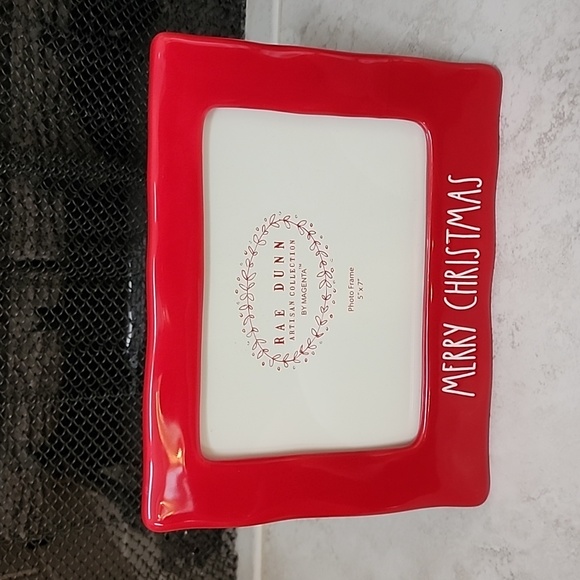 Rae Dunn | Accents | Rae Dunn Merry Christmas Picture Frame | Poshmark
